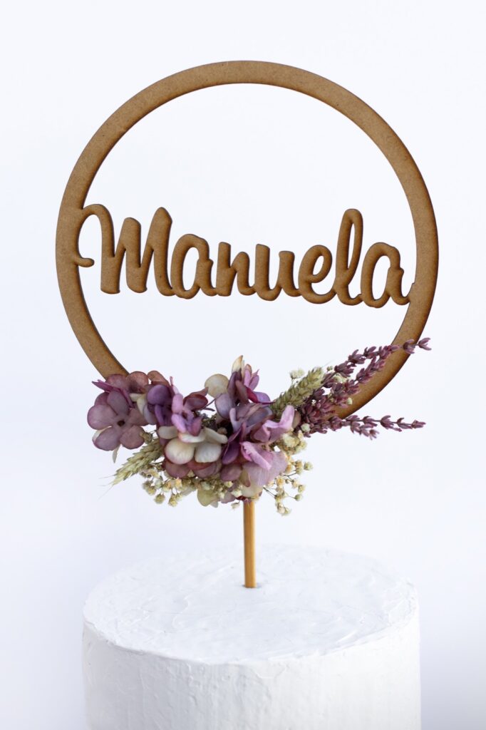 Topper para tarta personalizado madera y flores